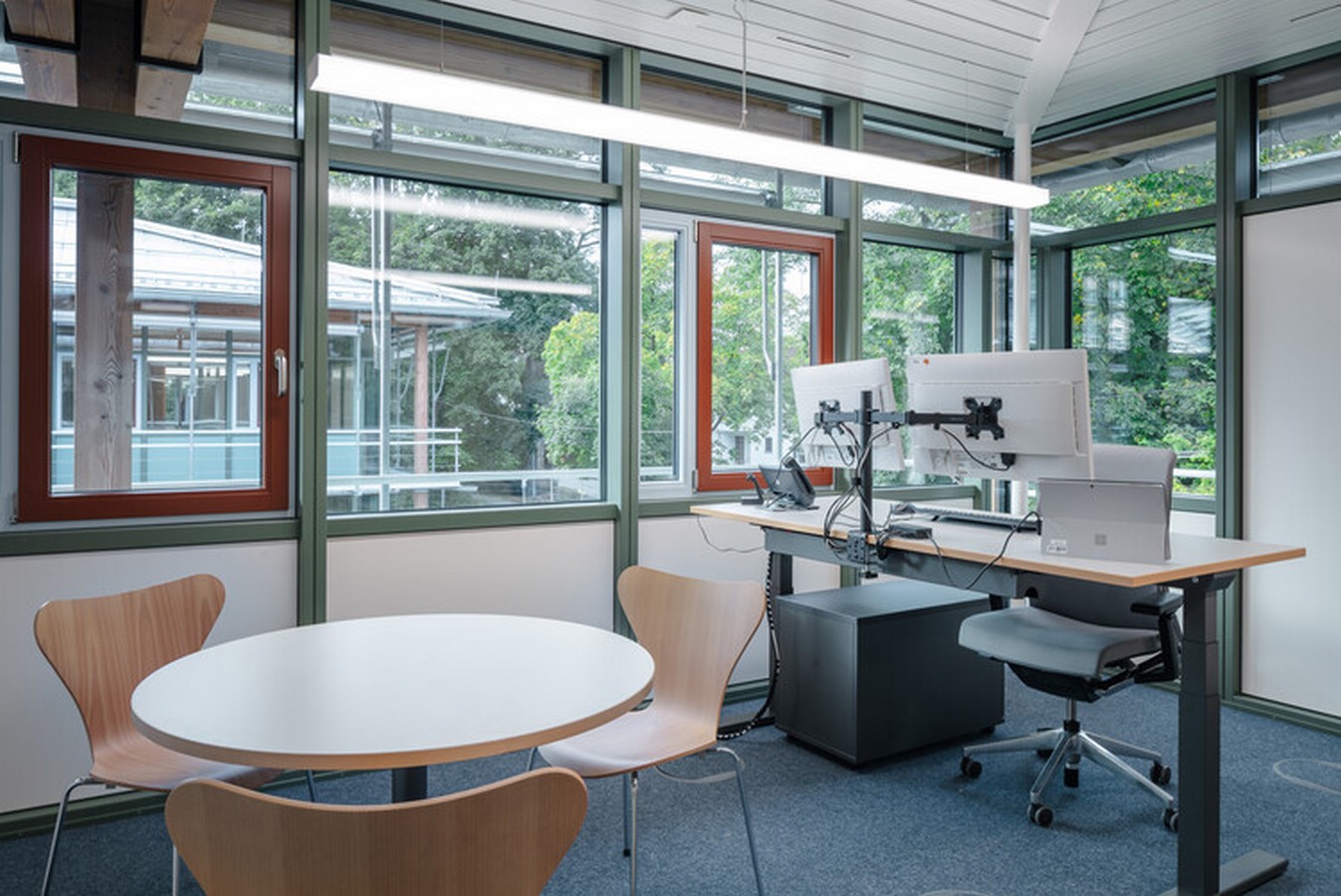Modernizing Office Space: Auer Weber's Extension in Starnberg, Germany ...