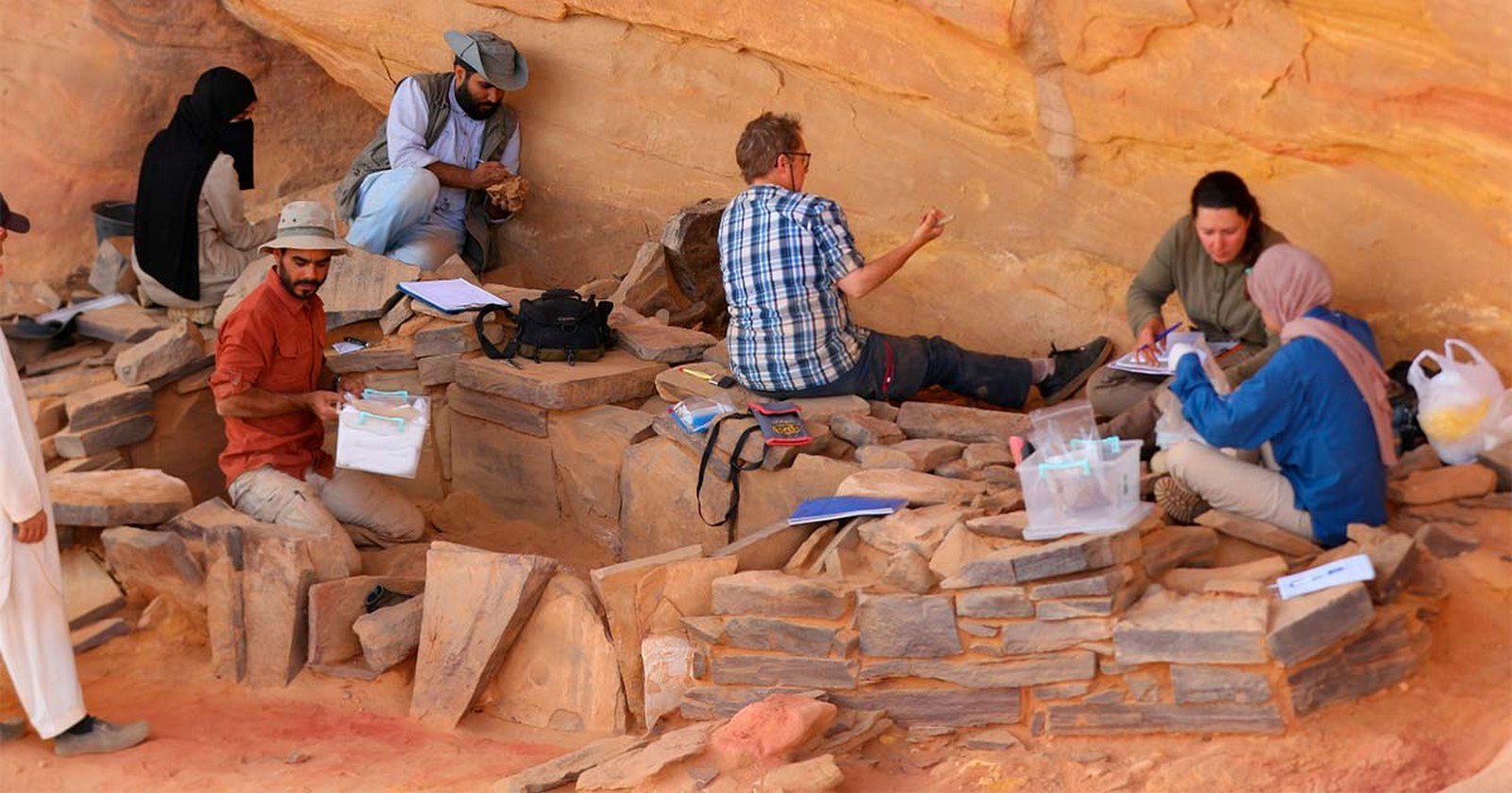 Unveiling the World’s Earliest Pilgrimage: Insights from Arabia's ...